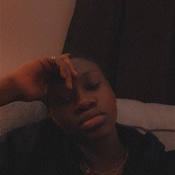 Jenae's Closet (@jenae_mason) | Poshmark